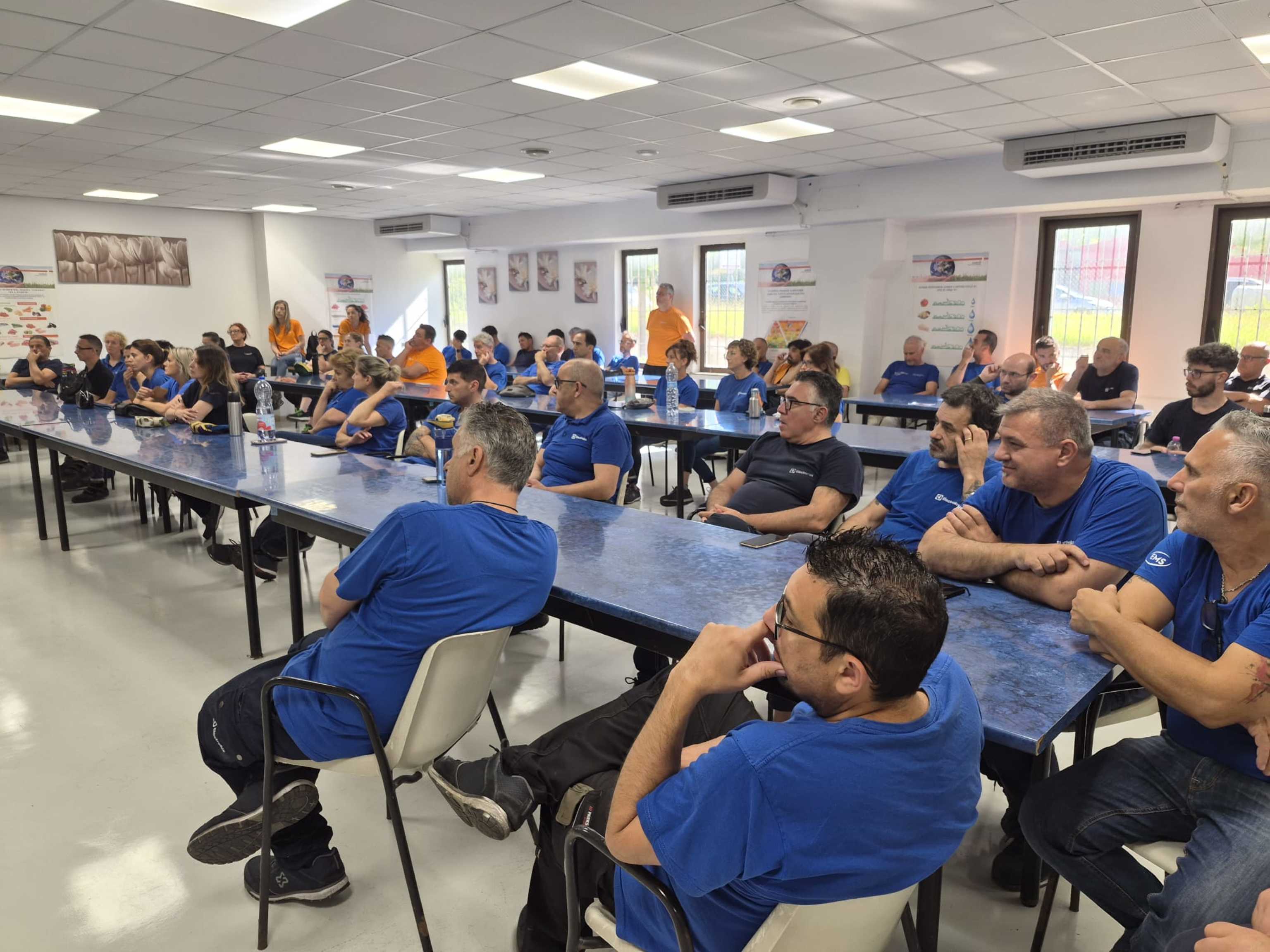 Electrolux, mandato compatto dei lavoratori di Cerreto ai sindacati per ...