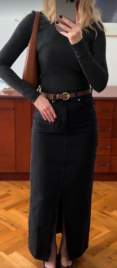 Build a timeless minimalist wardrobe for women