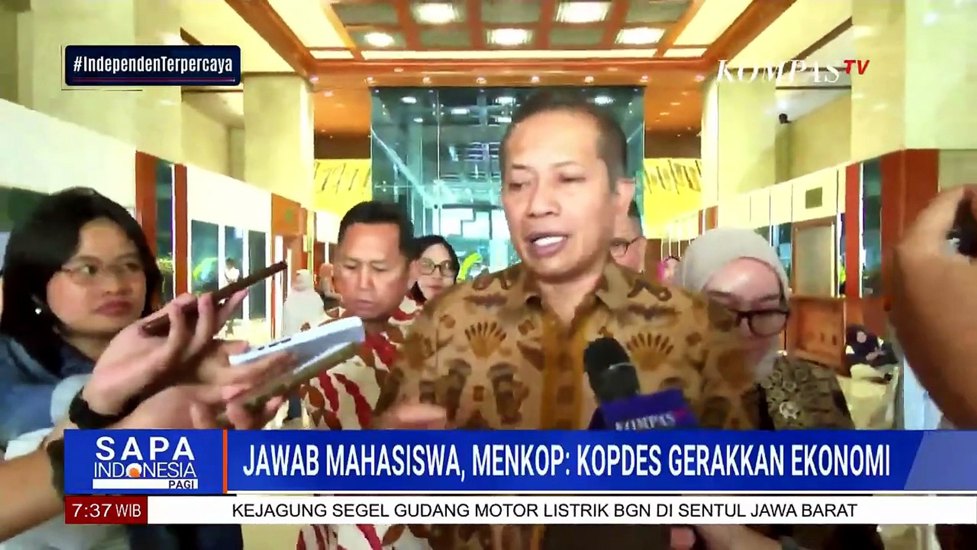 [FULL] Mahasiswa temui Gibran, tuntutan bakal dikabulkan? Ini kata BEM ...