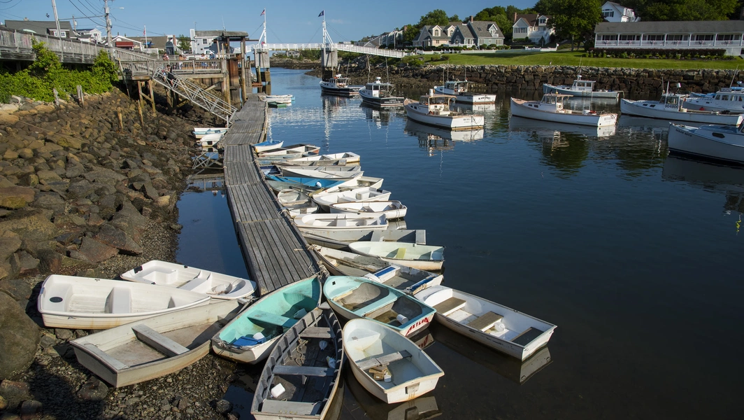 Maine’s scenic coastal towns and landmarks