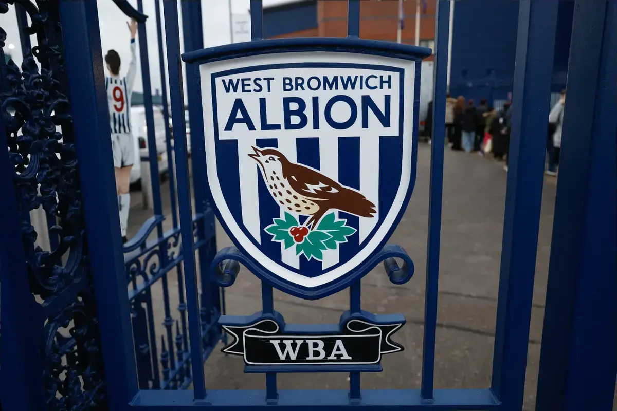 West Bromwich Albion officially announce signing of Liverpool defender