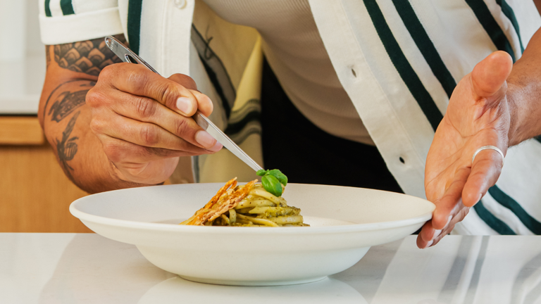 Avis aux fanas de pesto : Barilla inaugure son Basil Bar à Paris, « le ...