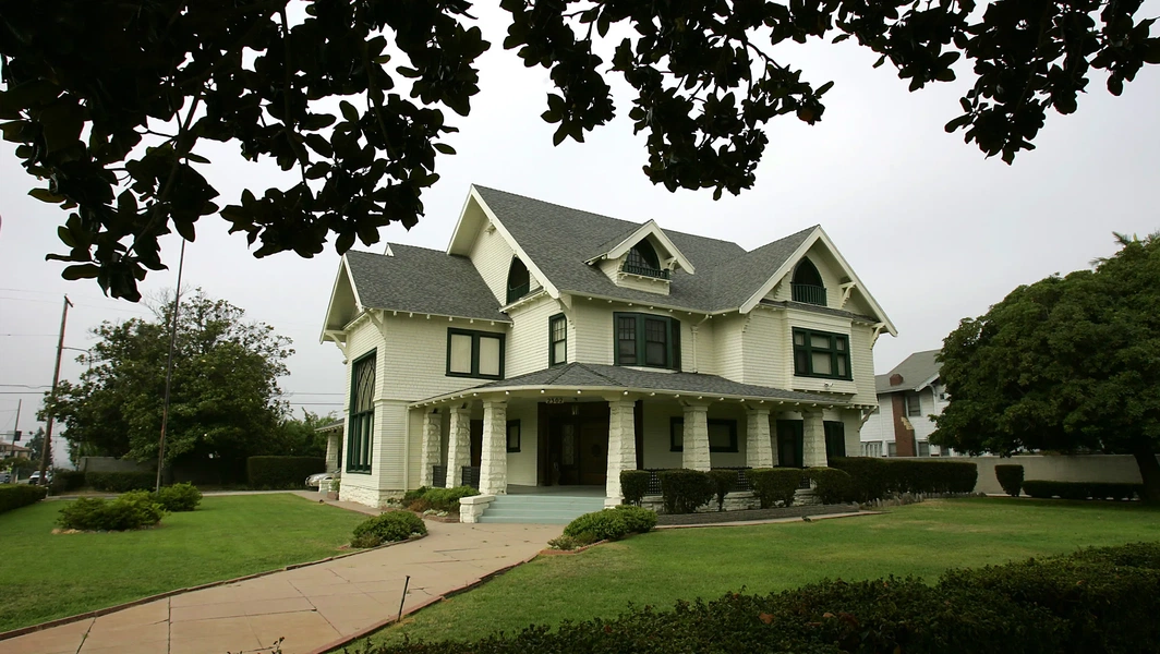 9 famous TV and movie homes and their real-life stories