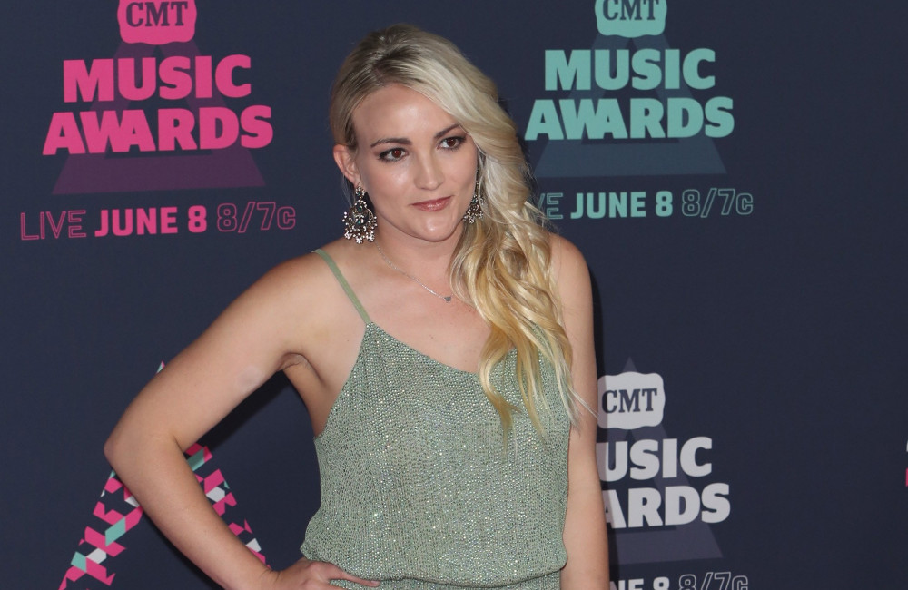 Jamie Lynn Spears reveals a priest was called to give her daughter last ...
