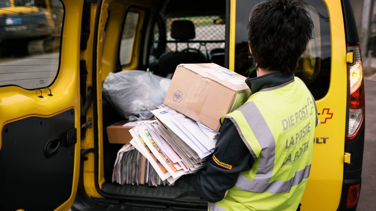 « Trompeur et illégal »: La Poste accusée de greenwashing pour son ...