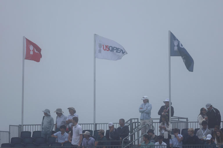 Photos: Shinnecock Hills disappears in fog, suspends 2026 US Open first ...