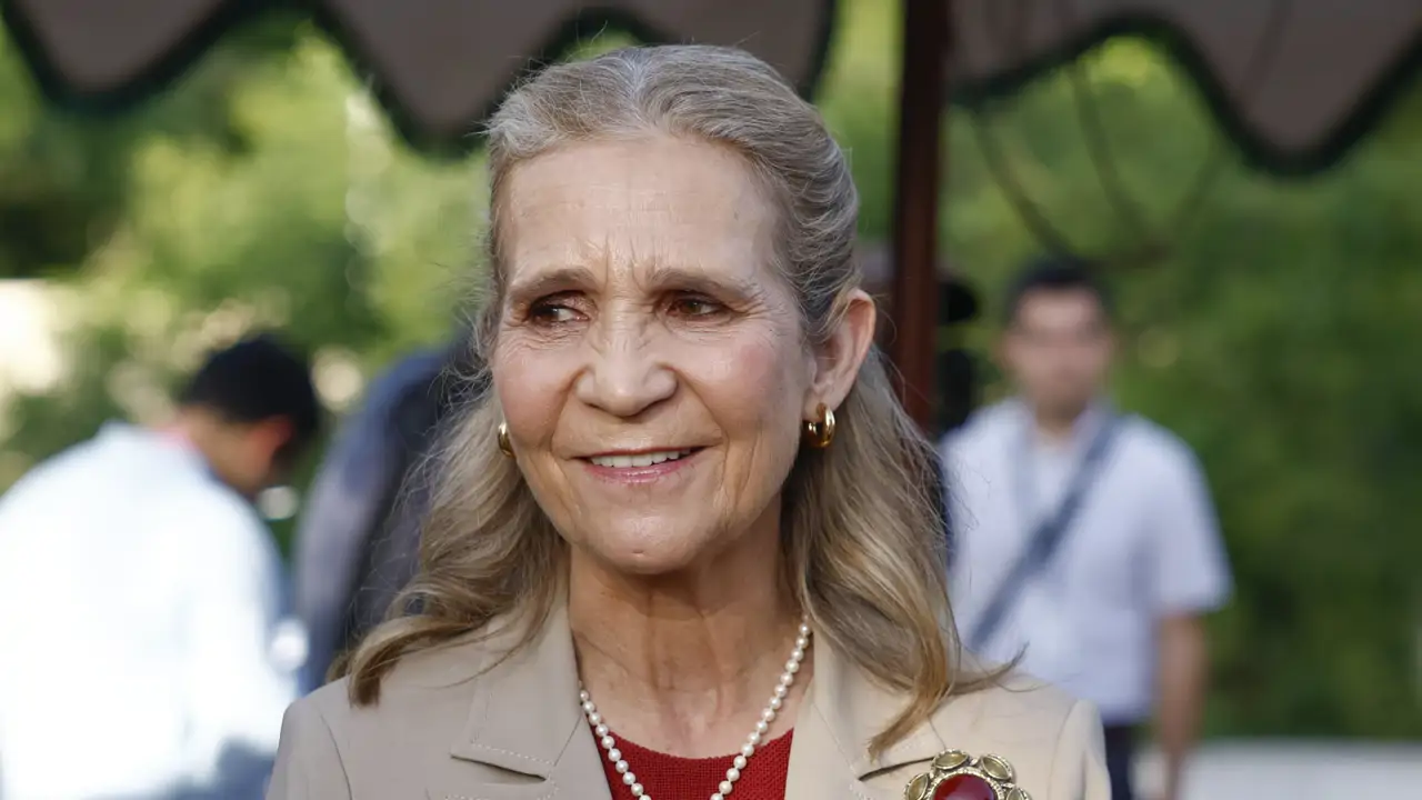 La infanta Elena no necesita autorización previa de Felipe VI para ...