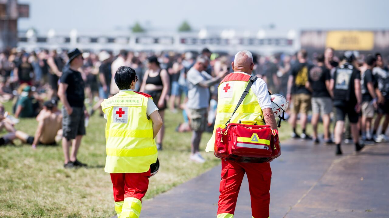 Duitse festivalganger (47) wordt onwel op camping Graspop en sterft ...