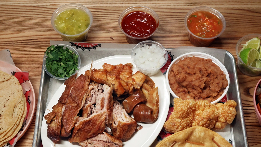 15 traditional Mexican dishes and drinks