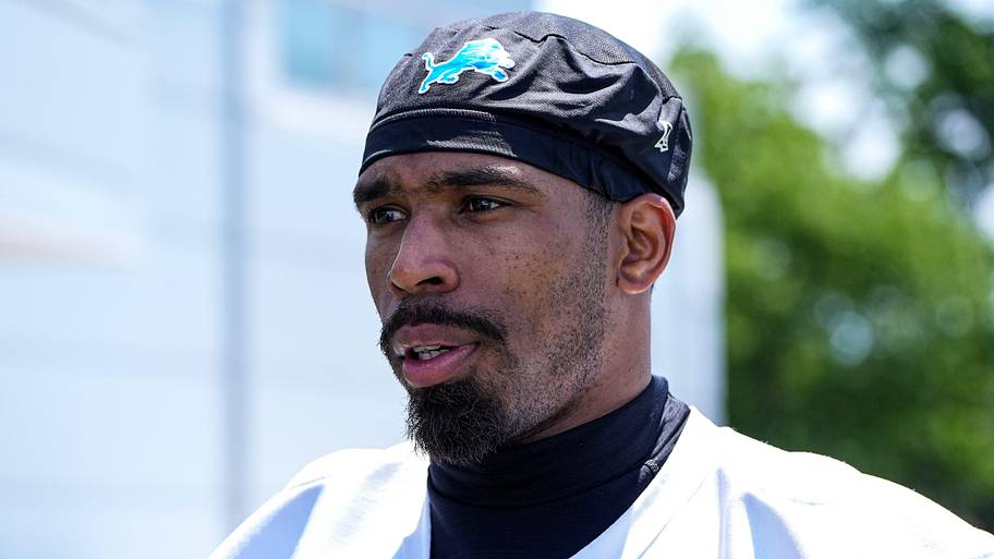 Lions' veteran backup addition is quickly becoming a vocal team leader