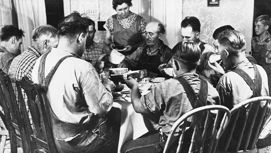 13 historic glimpses of American farm life