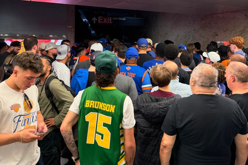 Knicks fans scream 'we can't get out' as thousands trapped inside ...