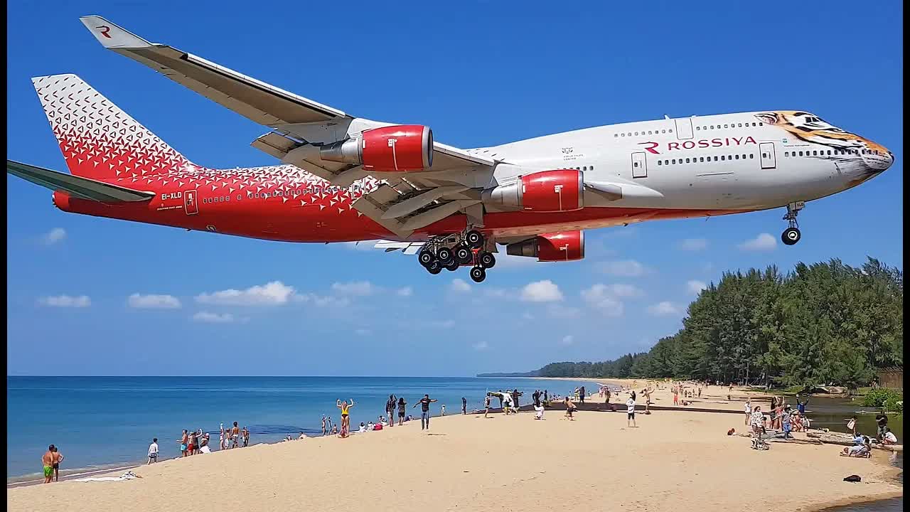 2,500+ tons of aircraft power - Boeing 747 vs Airbus A380
