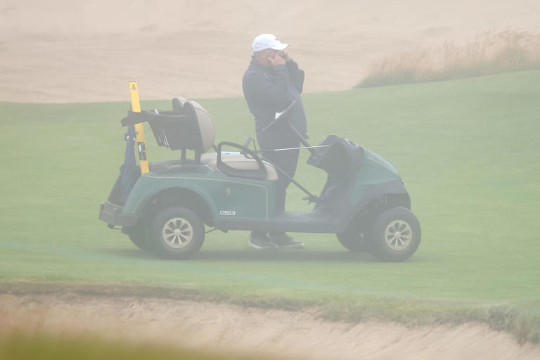 Photos: Shinnecock Hills disappears in fog, suspends 2026 US Open first ...