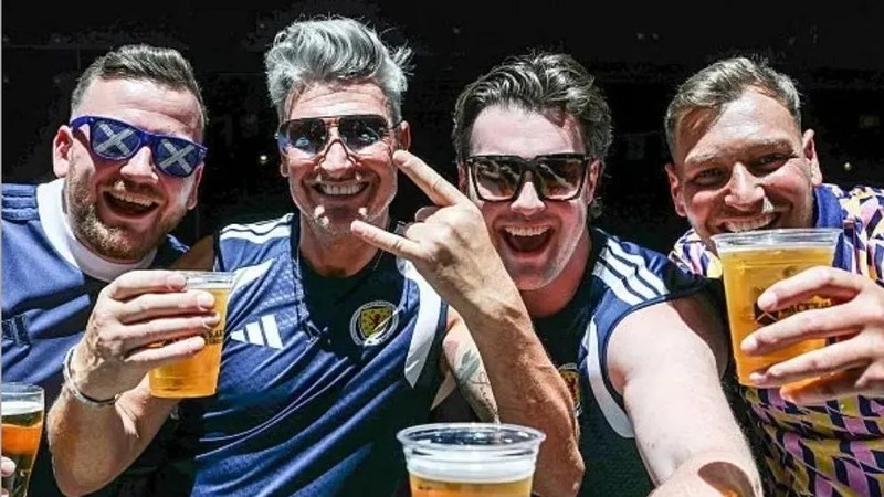 Thirsty 'Tartan Army' drinks Boston dry: World Cup fans cause city beer ...