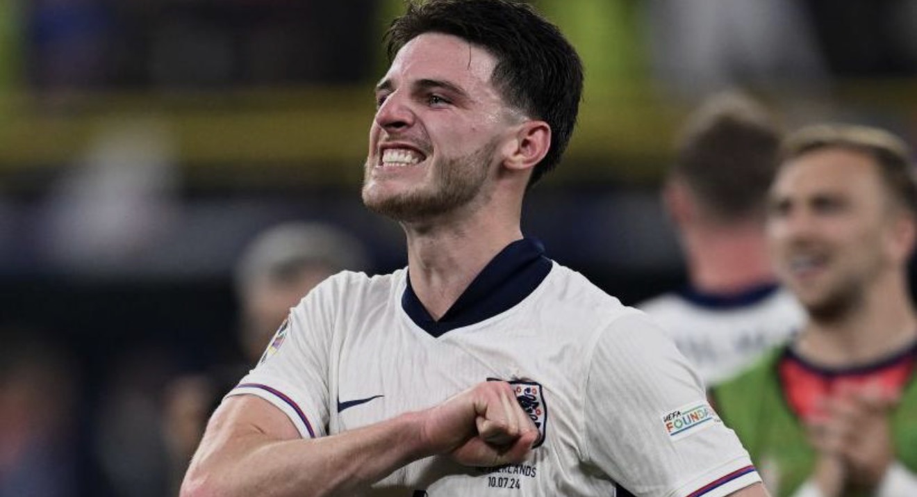 Declan Rice played three times for Ireland before becoming England's ...