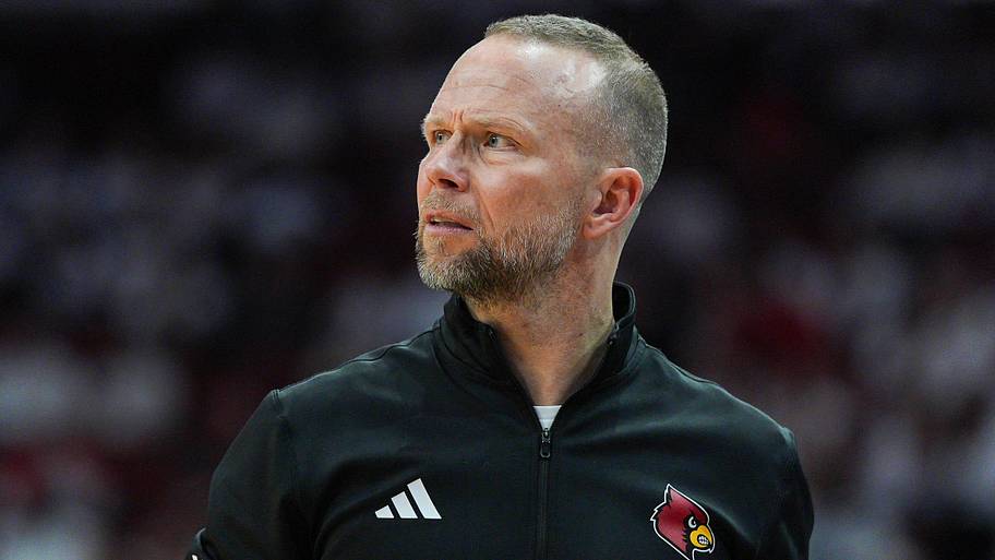 Pat Kelsey and Louisville basketball target nation's No. 1 recruit in ...