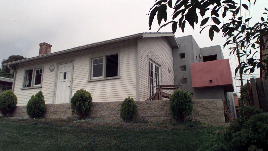Transforming a 1980s home with creative DIY renovations