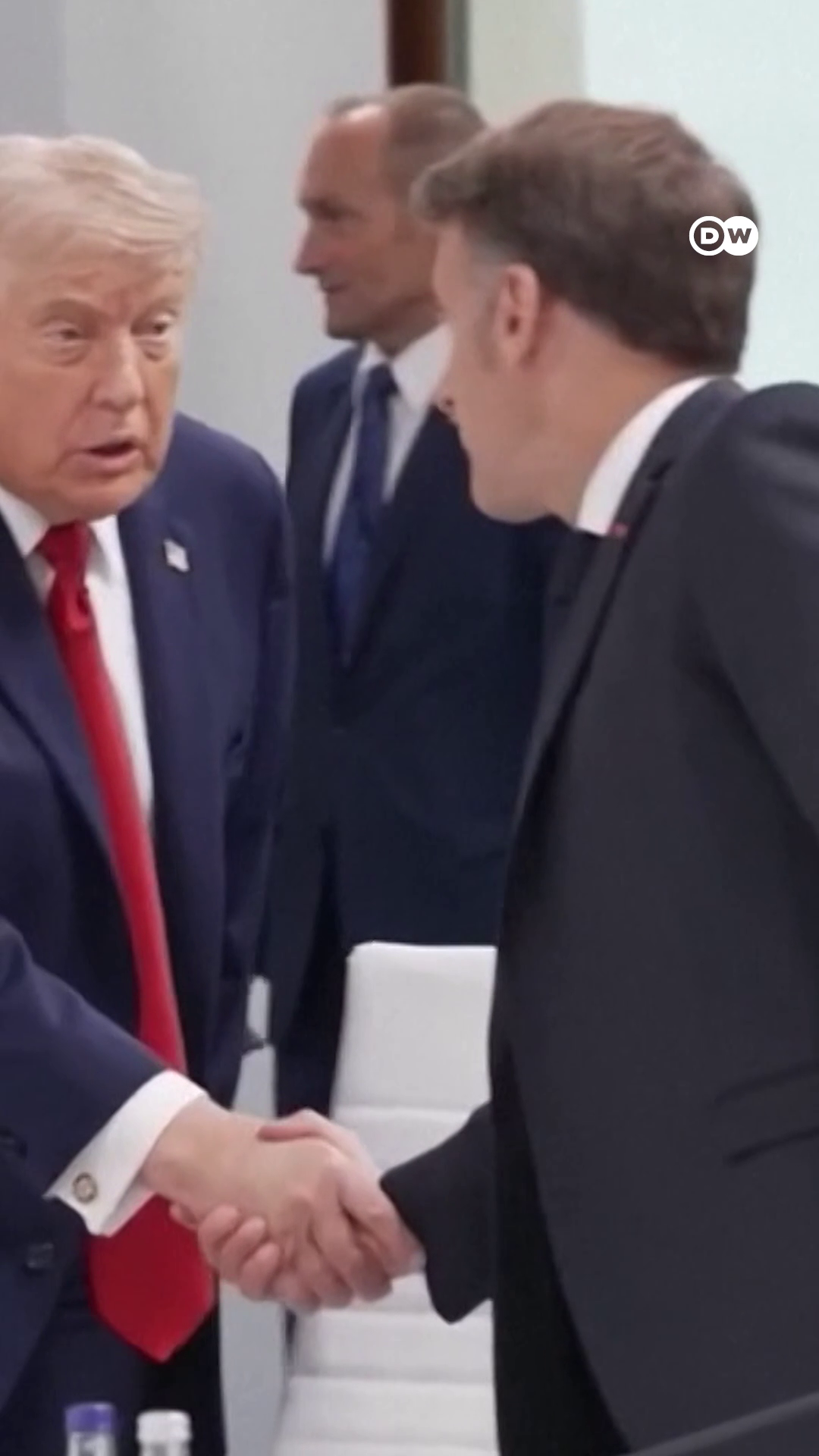 Trump jokes "I'm the boss" after arriving late to G7 meeting