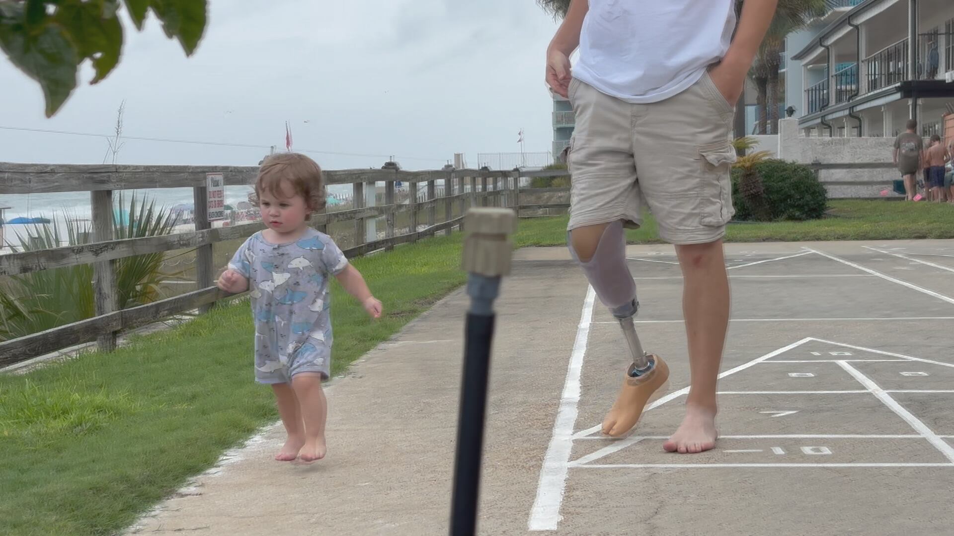 Alabama man’s new prosthetic leg gets swept away first day of vacation