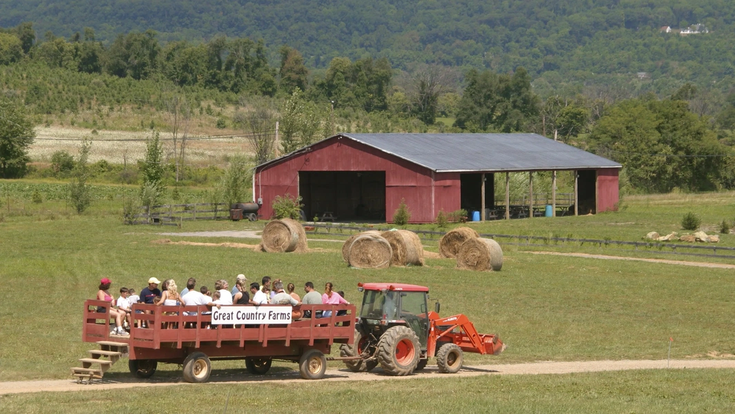 18 scenic small towns across Appalachia