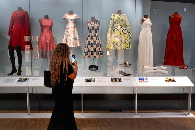 Obama Presidential Center opens in Chicago: Who's performing, where the ...