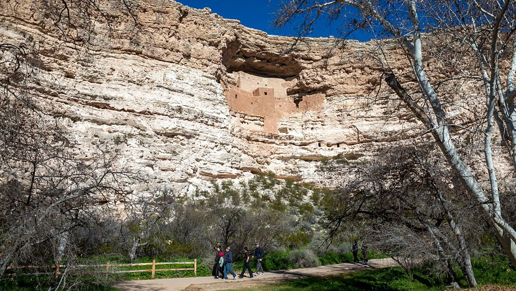 5 remarkable ancient cliff dwellings in Arizona