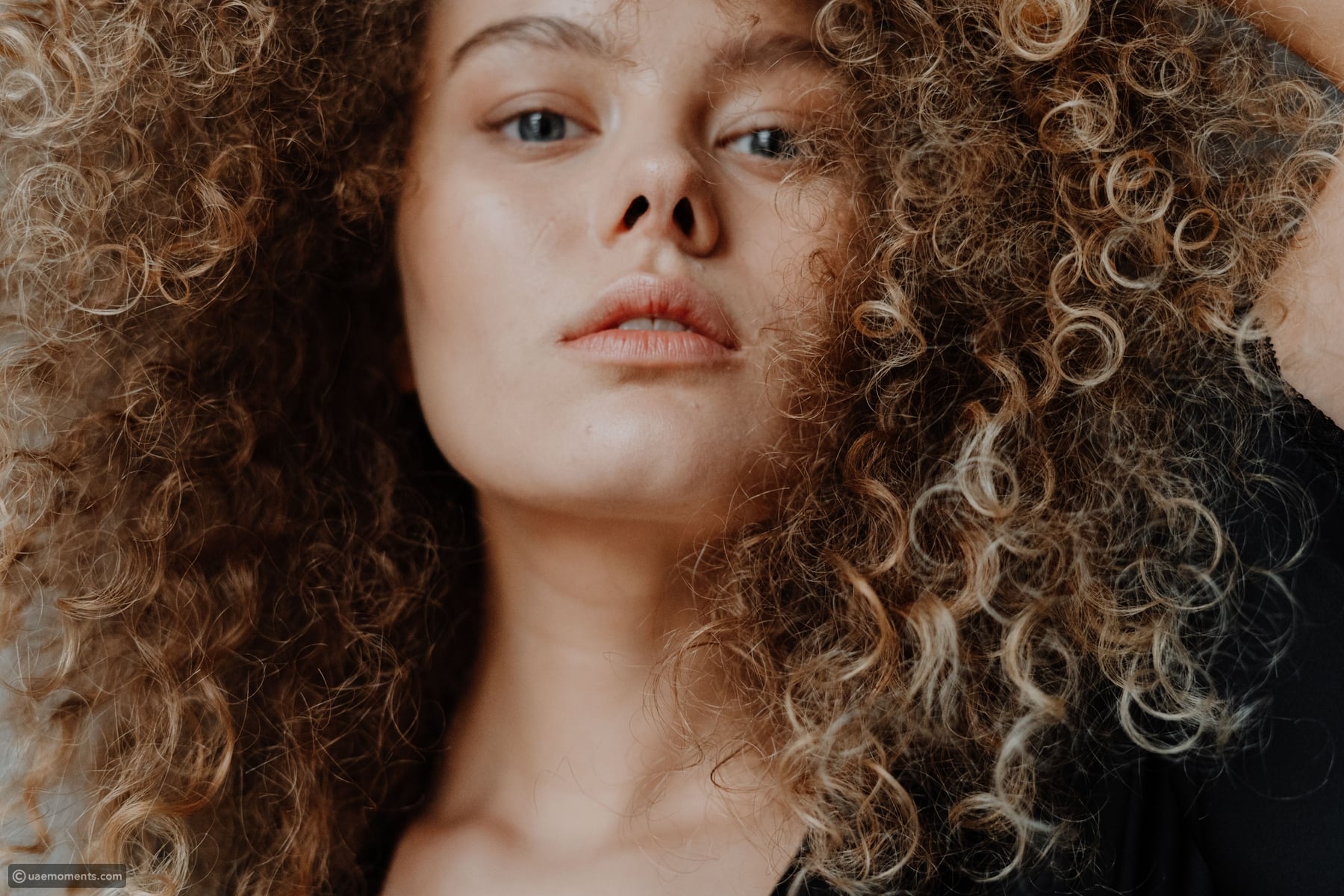 12 haircut mistakes that can make your face look heavier and more tired