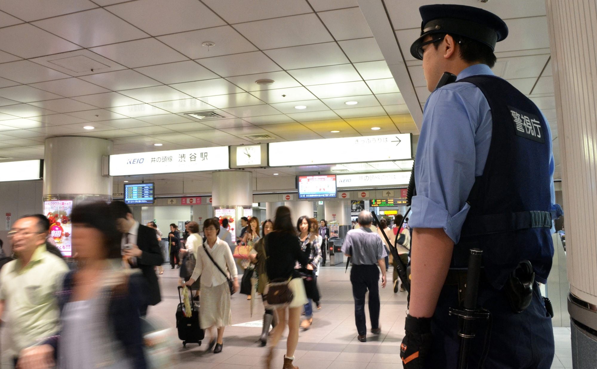 Mum sues Japanese authorities after 16-year-old dies from 'hostage ...