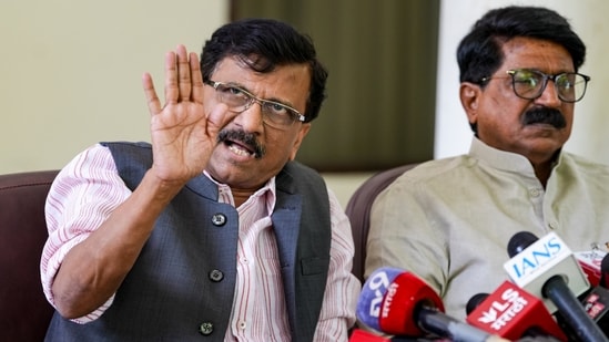 Sanjay Raut doubles down on abuses for rebel Uddhav Sena MPs on camera ...