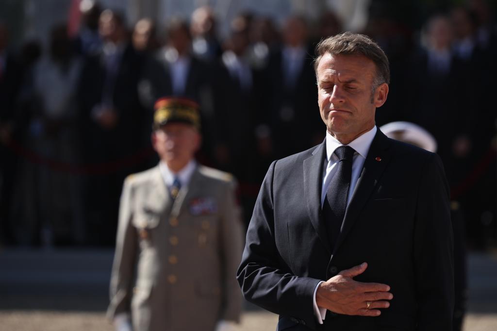 Macron concludes that "Ukraine advances and Russia retreats" after the ...