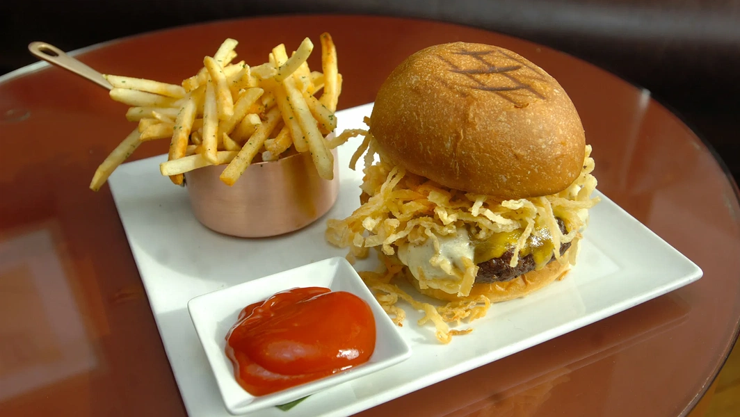 5 must-try burger and fries spots across the US
