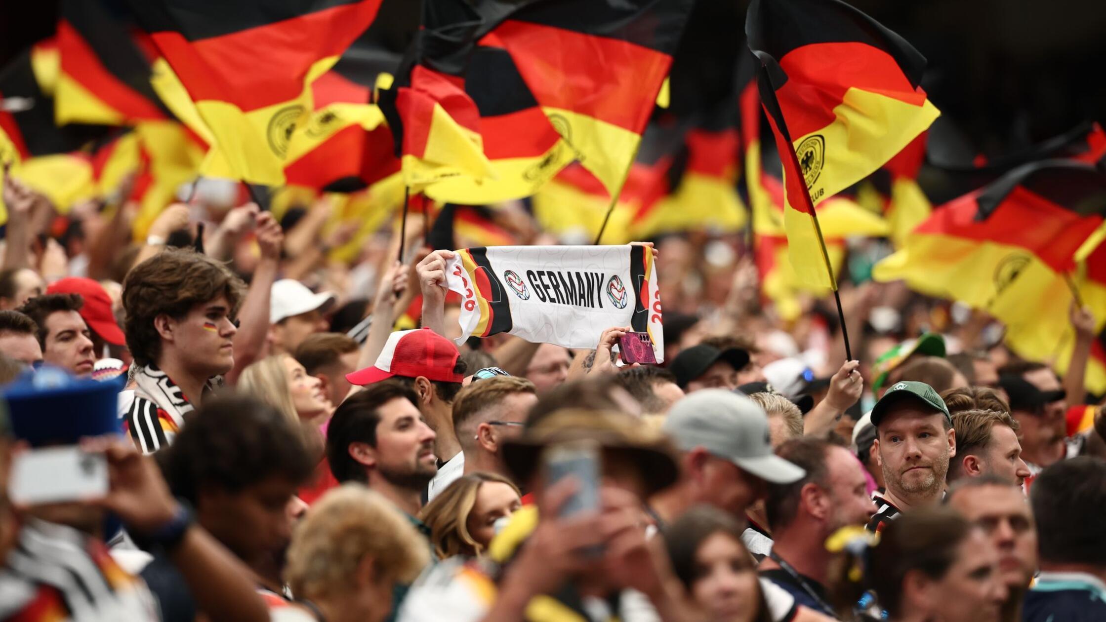 Für Hitler-KI-Bild missbraucht: Betroffener Fan fassungslos