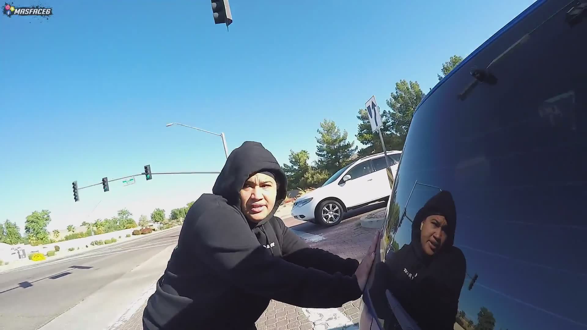 I stopped mid-ride to push a stranger's disabled car safely out of the ...