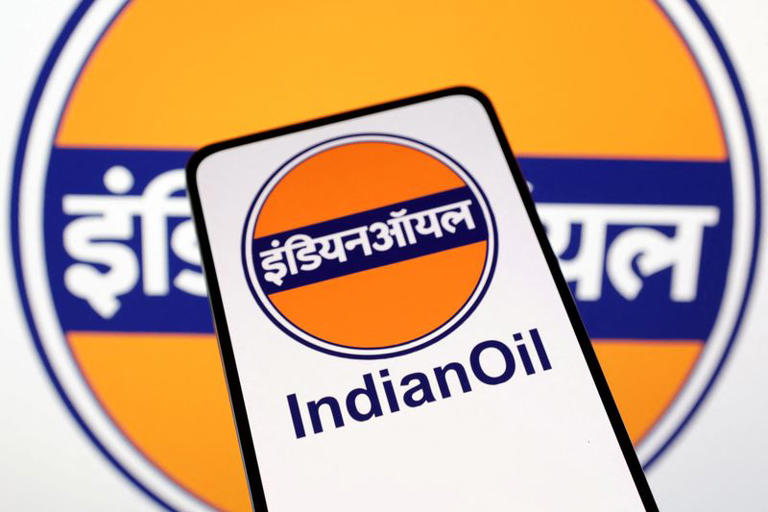 India Oil Corp seeks gas, oil tankers to lift cargoes from Gulf ...