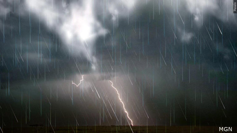 Suspected tornado causes damage, displaces residents in Dane County