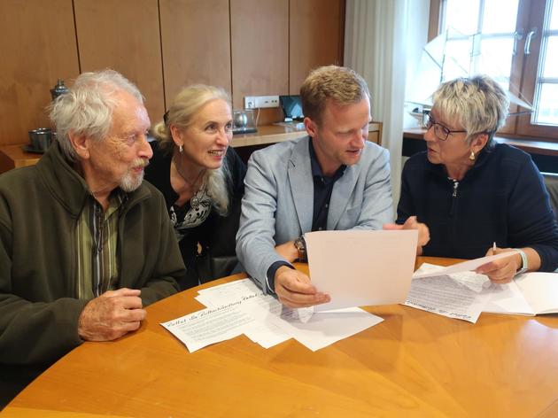 Anwohner überreichen Kemptens Oberbürgermeister Schoch ihre Forderungen ...