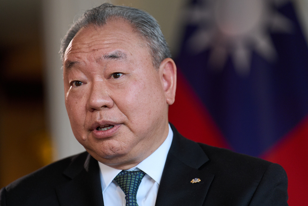 Taiwan needs US weapons for self-defense as threat from China grows ...