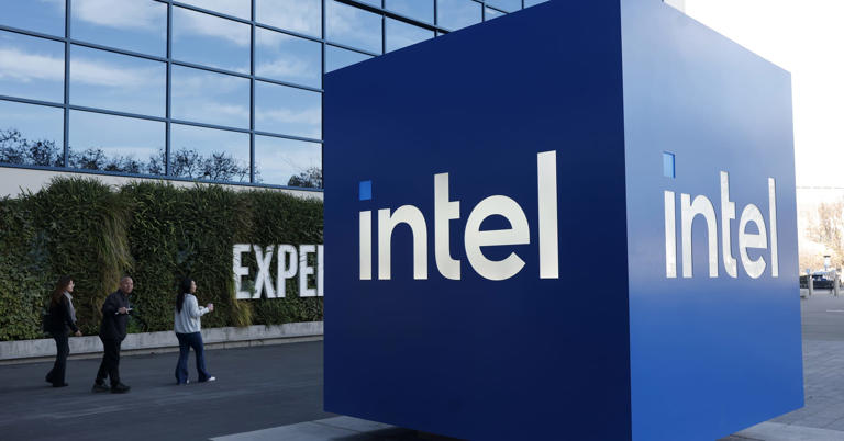 The Fed decision, JetBlue's Florida plans, Intel's Apple partnership ...