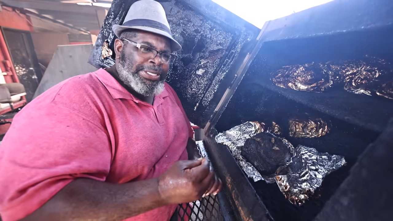 This is the best pulled pork in America - the pitmaster who smokes it ...