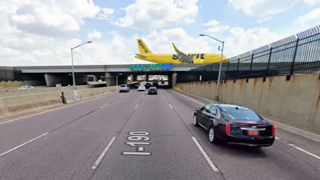 Chicago built highways for cars, then airplanes started crossing over them