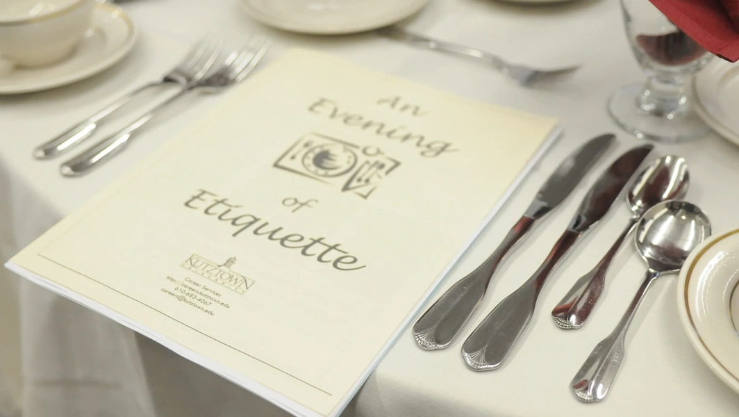 20 essential dining etiquette rules