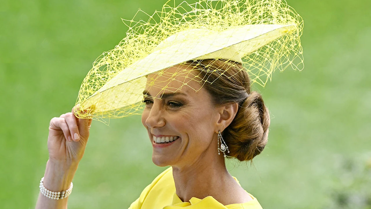 Royal Ascot: lo chignon di Kate Middleton è una lezione di stile senza ...
