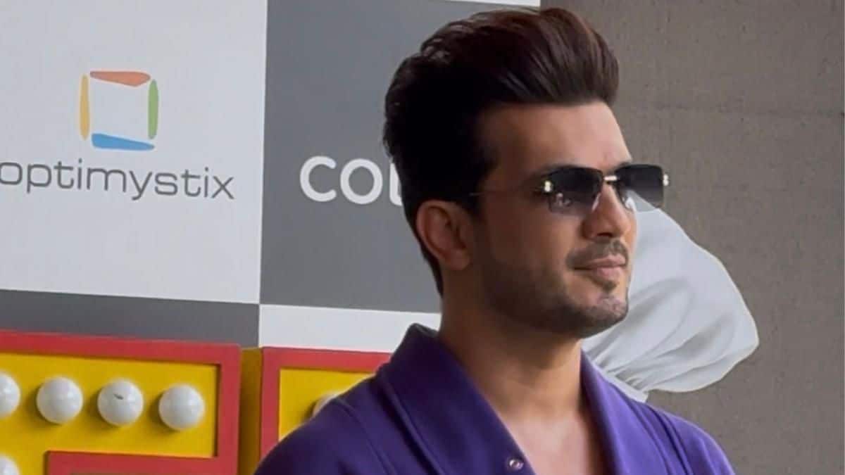 Celeb spotted | Laughter Chefs cast Bharti Singh, Elvish Yadav snapped ...