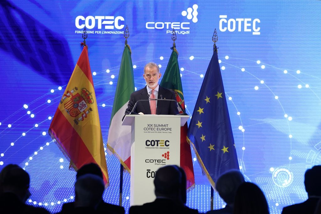 Felipe VI, el rey políglota, sorprende hablando italiano y portugués en ...