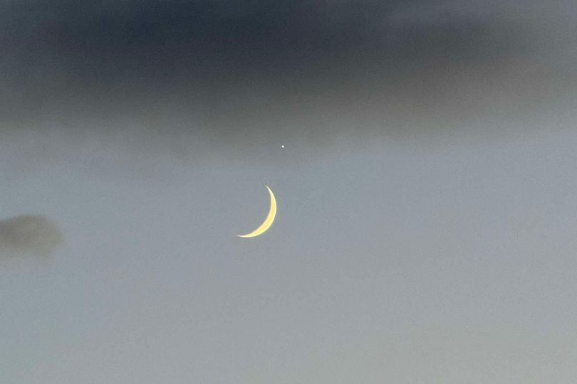 Incredible photos show Venus dazzle above Greater Manchester in moon ...