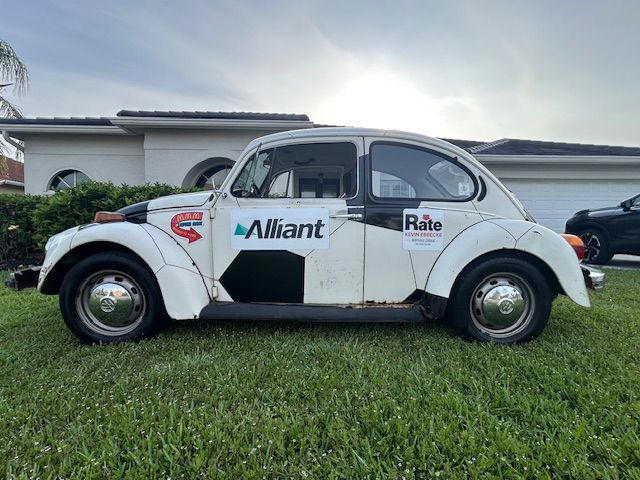 Meet the soccer superfan driving a giant soccer ball-painted VW Bug on ...