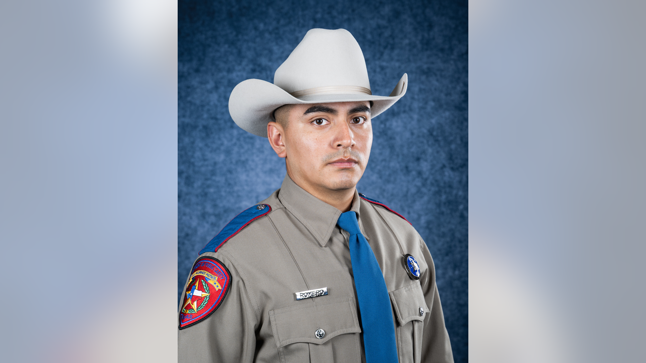 Texas Highway Patrol trooper dies in northwest Texas crash with semi-truck