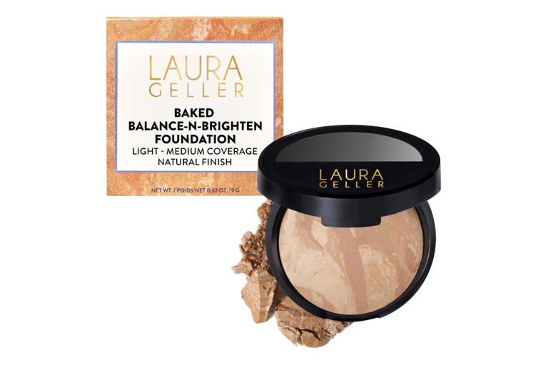 Shoppers love this $22 miracle in a tub powder foundation that makes ...
