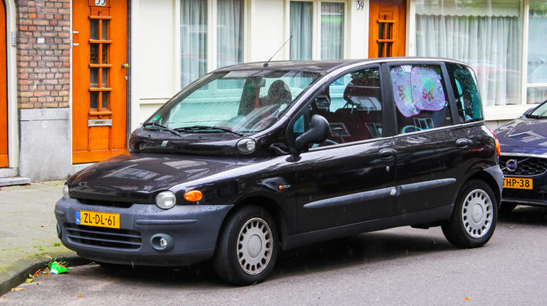 The worst car to show up with on a date, according to Simon Cowell